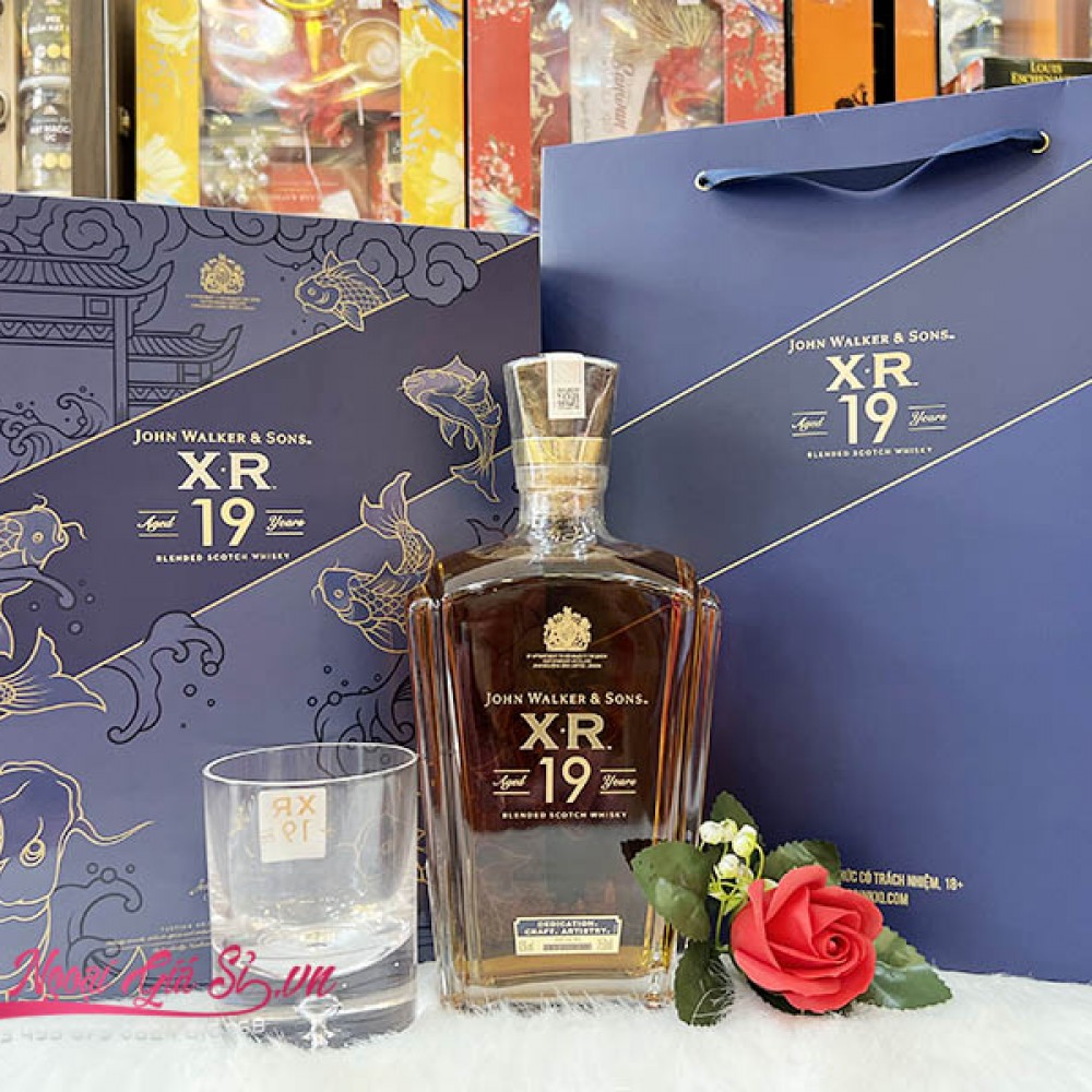 Johnnie Walker XR 19 Năm Hộp Quà Tết 2024 | Rượu Ngoại Giá Sỉ